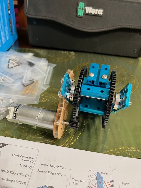 Makeblock mBot Ultimate Robot Kit Review - John's Tech Blog